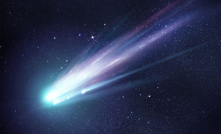 What is a Comet in Space: Simple Definition, Made of