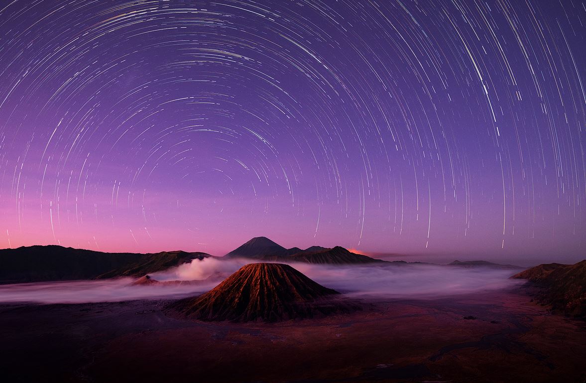 What is Star Trails and How to Photograph